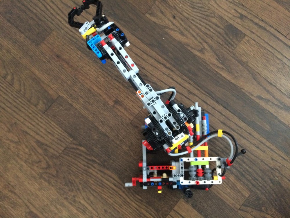 LEGO MOC Mechanical Arm by gnocchi_the_cat | Rebrickable - Build with LEGO