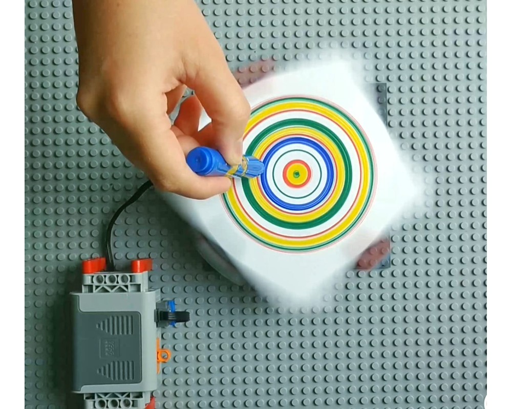 LEGO MOC Spin Art Machine by 37bricks | Rebrickable - Build with LEGO