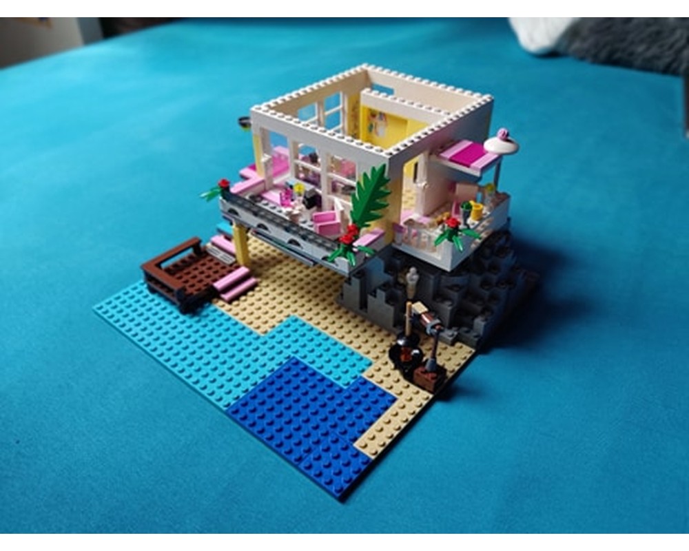 LEGO MOC Beach House by AngiKiki | Rebrickable - Build with LEGO