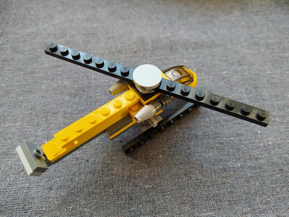 LEGO MOC 7799 Helicopter by thekitchenscientist | Rebrickable - Build ...