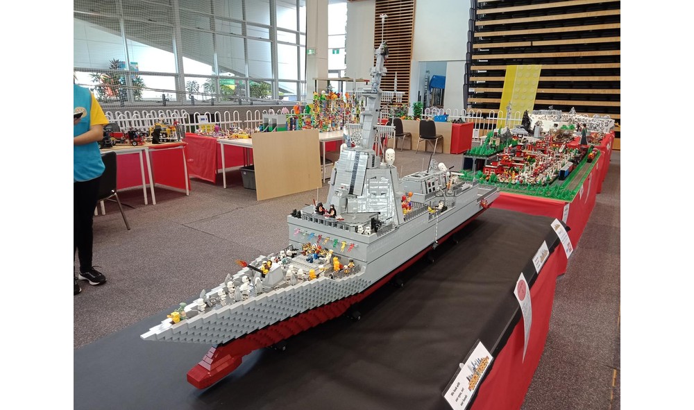 LEGO MOC AWD Air Warfare Destroyer Naval Vessel by HRU Bricks ...