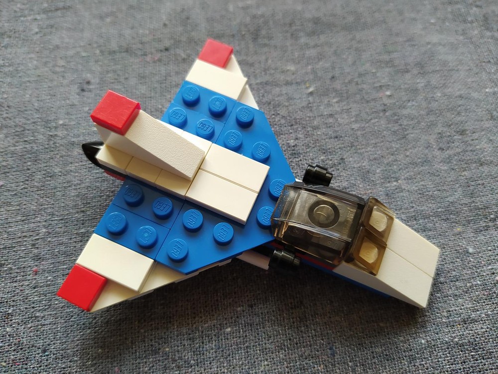 LEGO MOC 7873 Delta Dart by thekitchenscientist | Rebrickable - Build ...