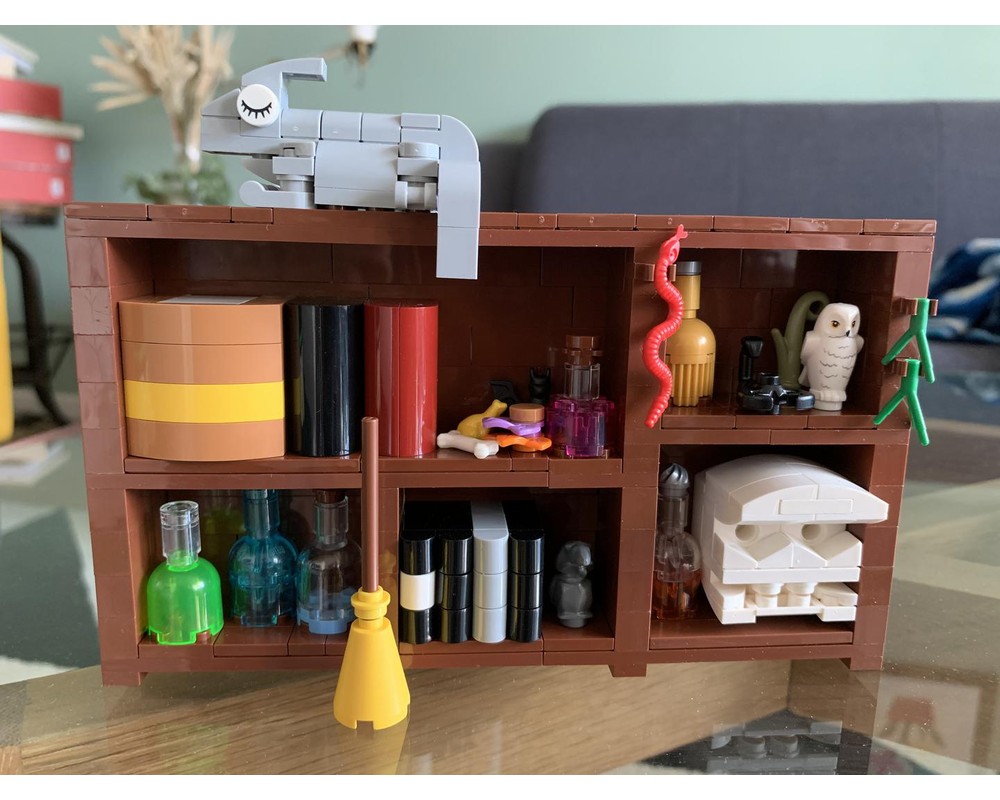 LEGO MOC Witches' Kitchen by MuGo_Gonzalez | Rebrickable - Build with LEGO