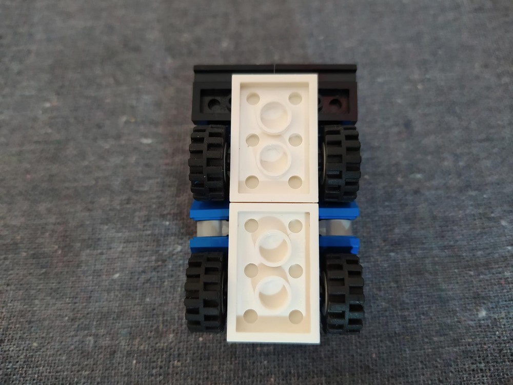 LEGO MOC 30024 Airport Tug by thekitchenscientist | Rebrickable - Build ...