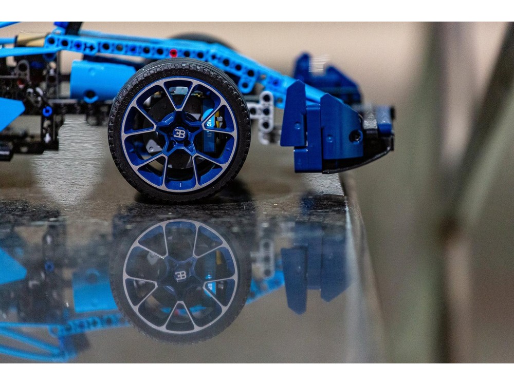 LEGO MOC LEGO Technic 42083 Bugatti Chiron alternative model - F1 car ...