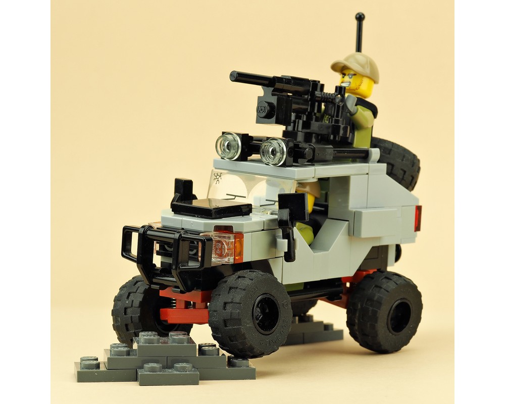 LEGO MOC Military Offroader by De_Marco | Rebrickable - Build with LEGO