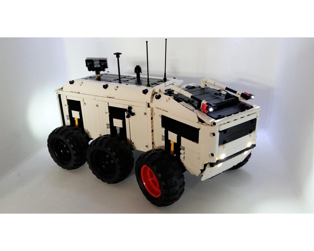 LEGO MOC Planet Exploration Platform by Theoderic | Rebrickable - Build ...