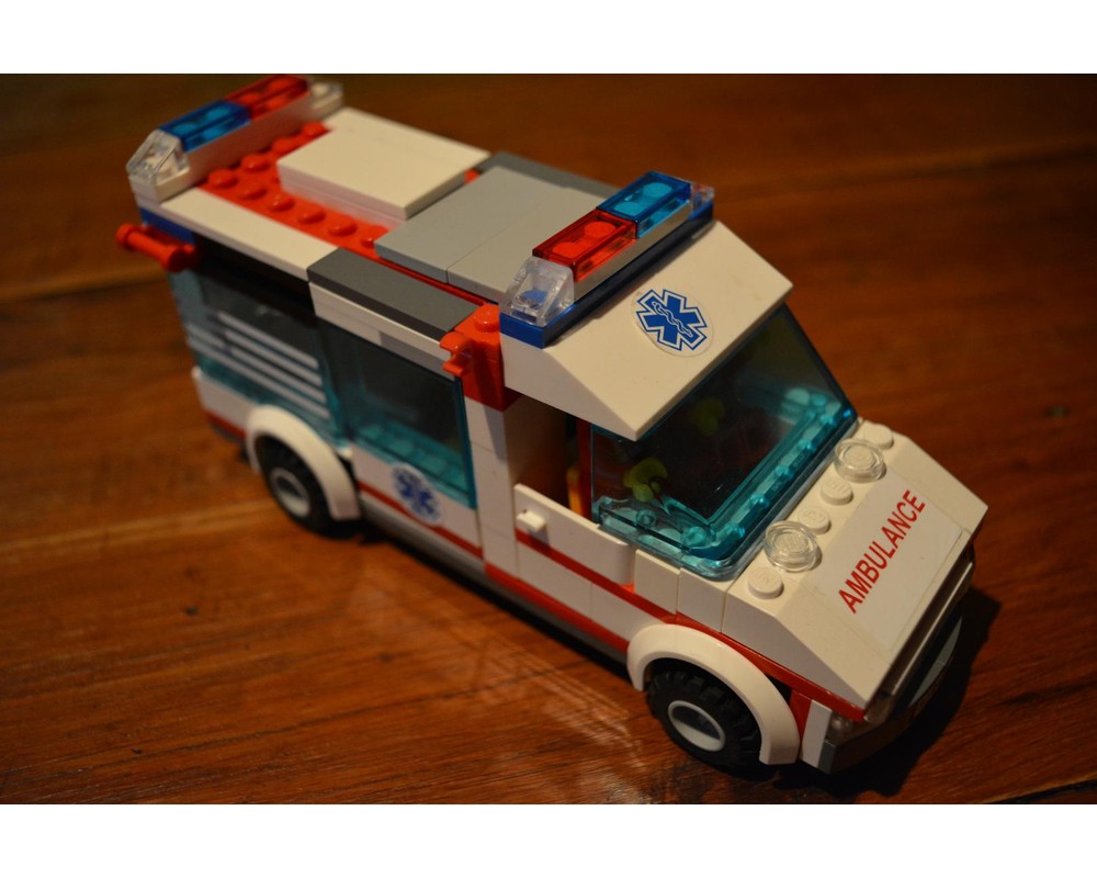 LEGO MOC Ambulance Victoria Ambulance by Brick Patrol | Rebrickable ...