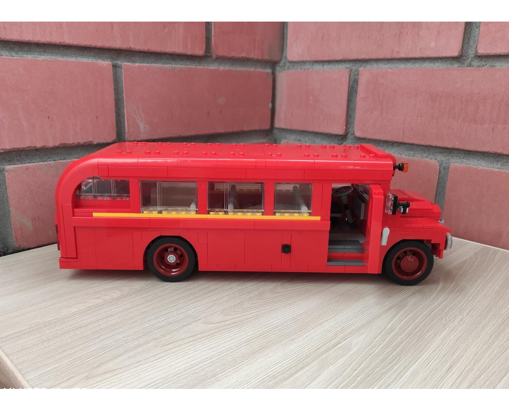 LEGO MOC 10258 Classic Bus by Kirvet | Rebrickable - Build with LEGO