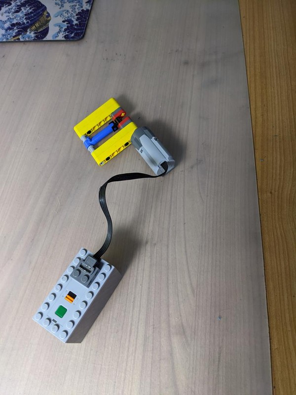 LEGO MOC Simple Pneumatic Compressor by LegoMocBuilder | Rebrickable ...