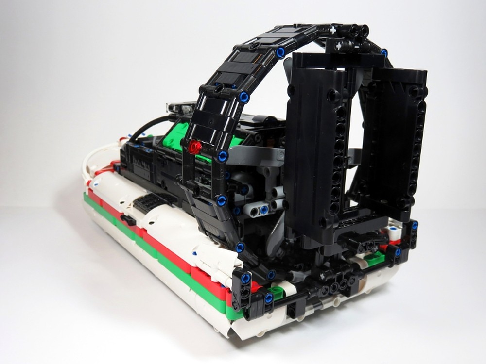 LEGO MOC RC Octan Airboat by Chade | Rebrickable - Build with LEGO