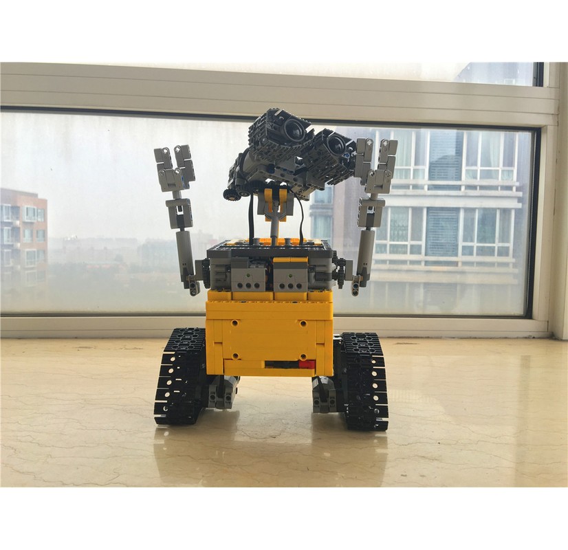Lego Moc Lego Technic Walle By Falconluan Rebrickable Build With Lego