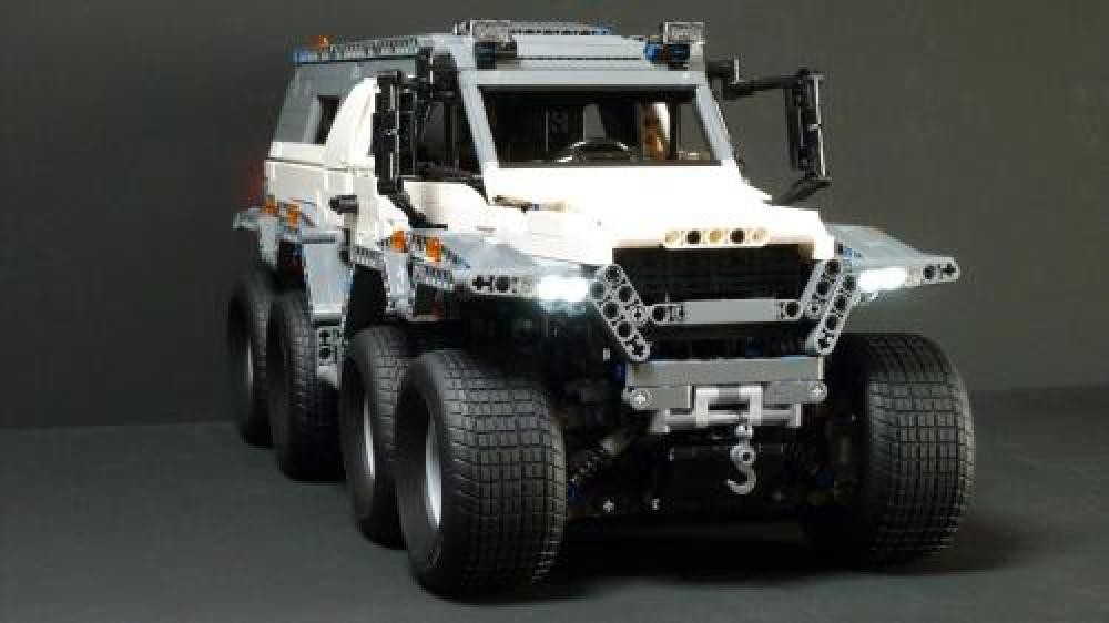 LEGO MOC Avtoros Shaman 8x8 by Madoca1977 | Rebrickable - Build with LEGO