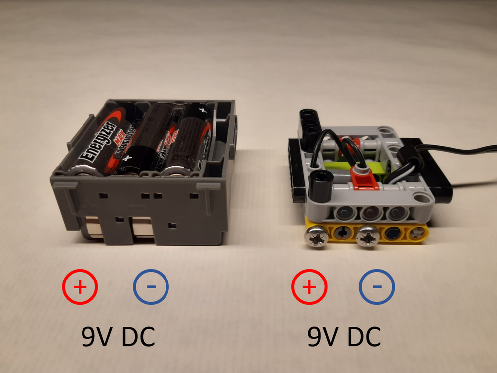 LEGO MOC Powered Up 9V DC Adapter by kueden | Rebrickable - Build with LEGO