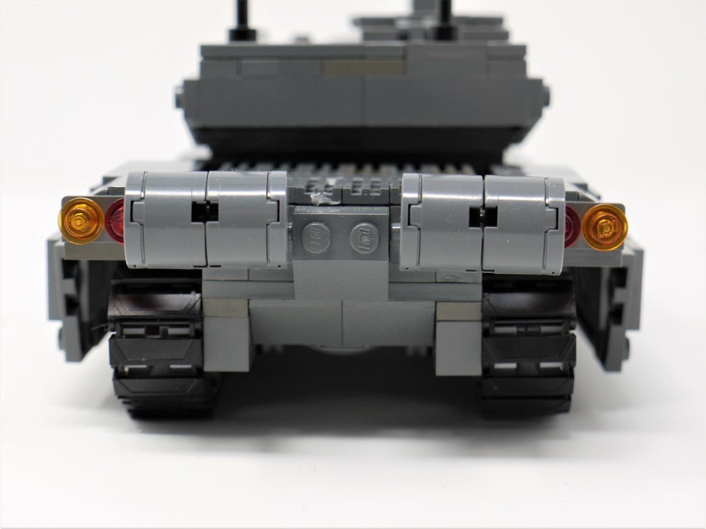 LEGO MOC Challenger 2 tank by gunsofbrickston | Rebrickable - Build ...
