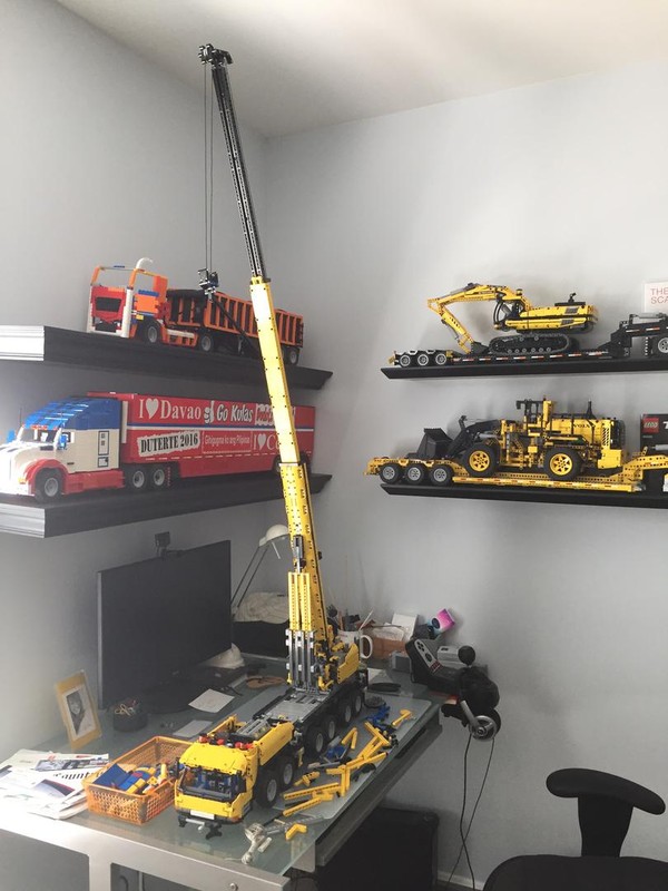 LEGO MOC Lego Linear Actuator for Grove GMK6400 Mobile Crane by ...