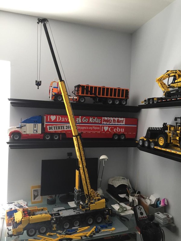 LEGO MOC Lego Linear Actuator for Grove GMK6400 Mobile Crane by ...