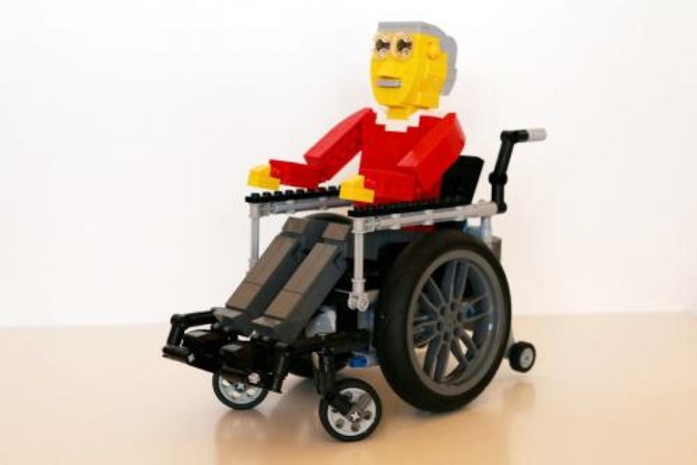 LEGO MOC RC Wheelchair with Passenger by syclone | Rebrickable - Build ...