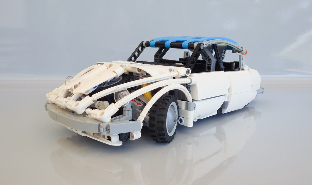 LEGO MOC Citroën DS with pneumatic suspension system by Anto ...