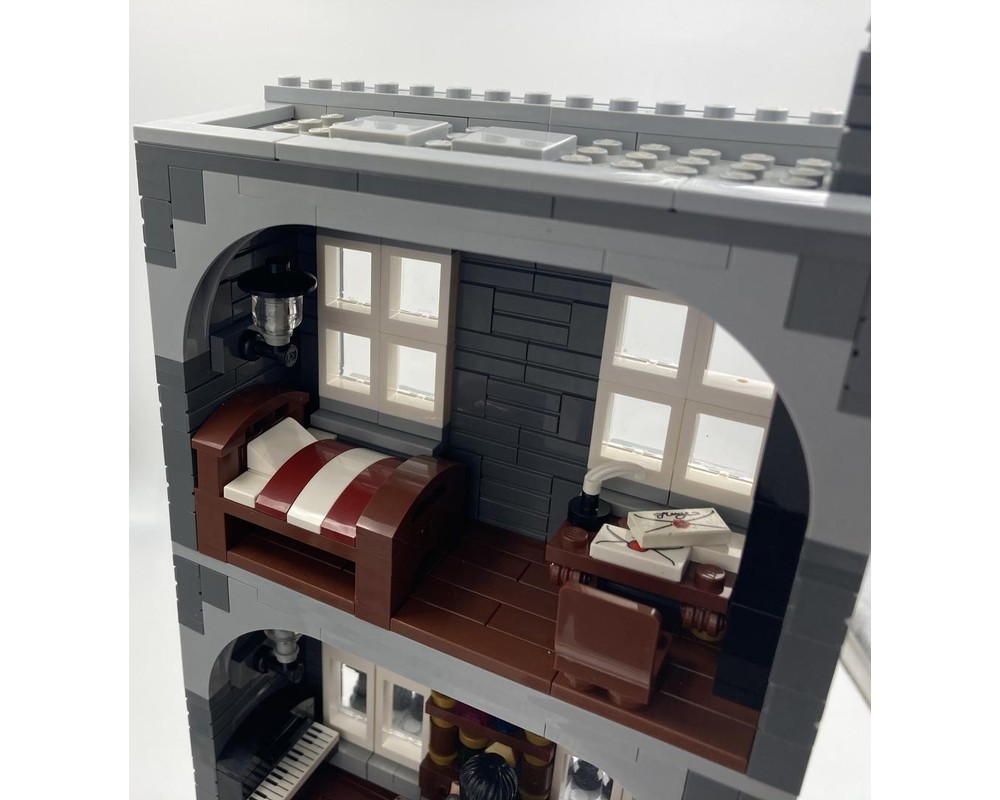 LEGO MOC 12 Grimmauld Place by Brick_Sanchez | Rebrickable - Build with ...