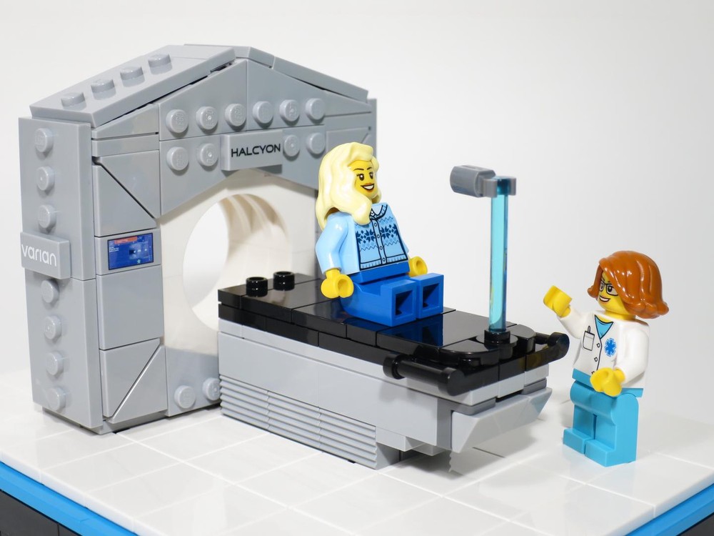 LEGO MOC Radiotherapy Treatment Device (v.2) by lunabricks ...