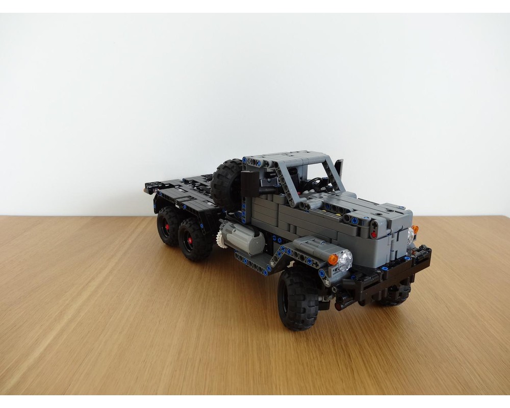 LEGO MOC Truck KrAZ 255 6x6 RC by keymaker | Rebrickable - Build with LEGO