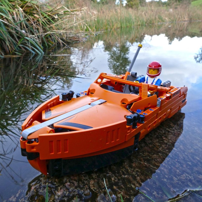 LEGO MOC Speedboat - LEGO Technic 42093 J Model by grohl | Rebrickable ...