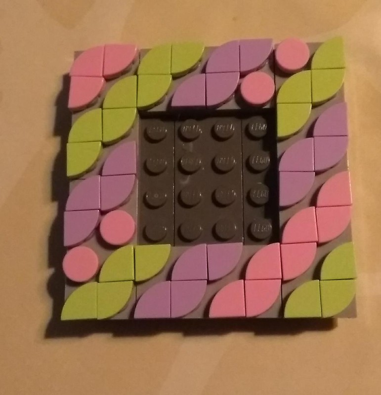 LEGO MOC Photo frame design 3 by Jantine | Rebrickable - Build with LEGO