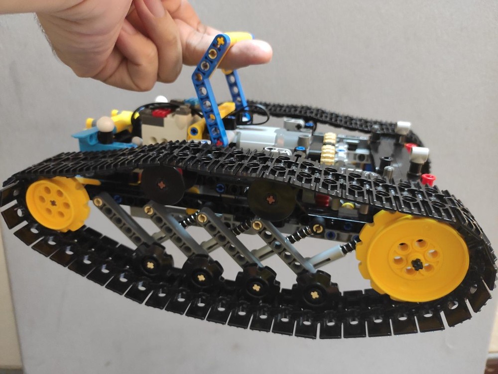 LEGO MOC Ripsaw Subtractor MkIII by El-Kapibara | Rebrickable - Build ...
