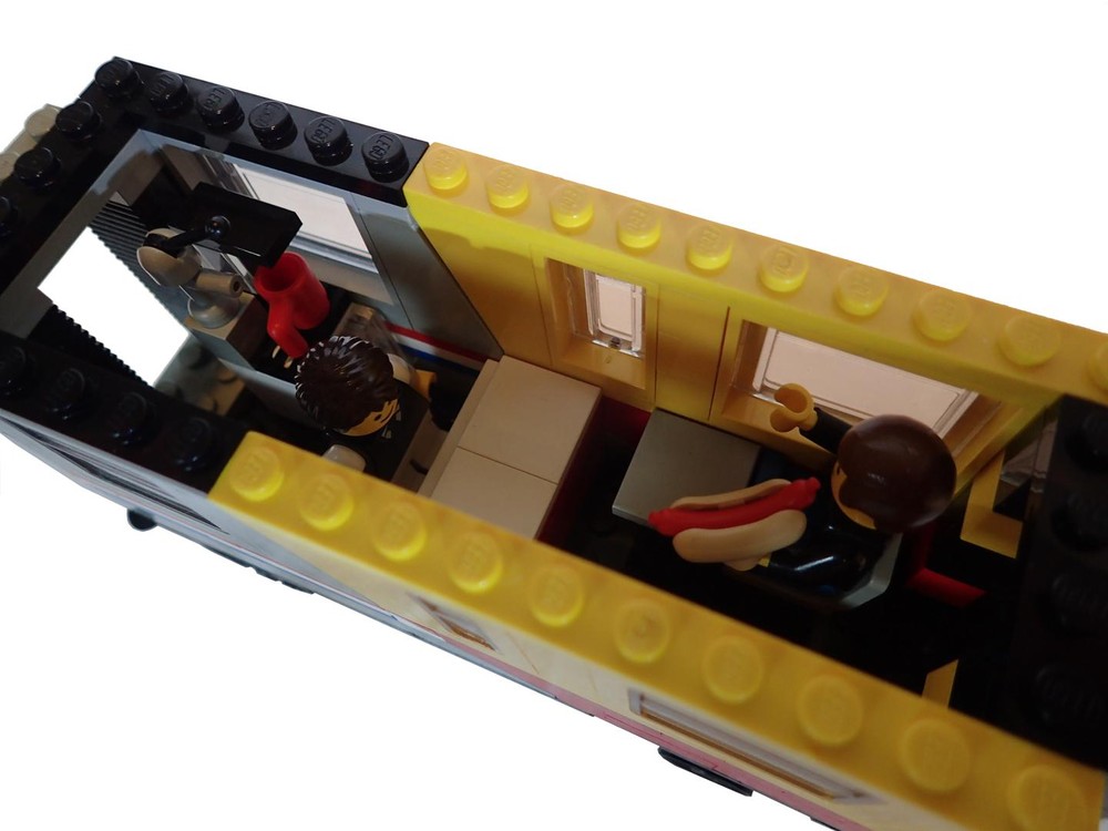 LEGO MOC Inter-City/Metroliner Transition Car by dreistein ...