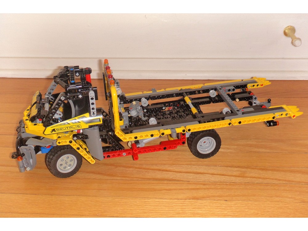 LEGO MOC Rollback Tow Truck by Stereog | Rebrickable - Build with LEGO