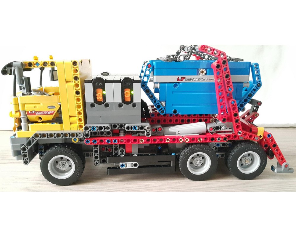 LEGO MOC 42024 Container Truck Motorized & RC by Chilekesh ...