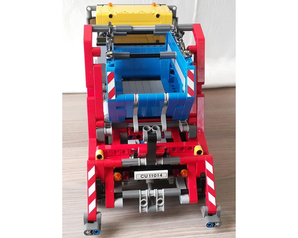 LEGO MOC 42024 Container Truck Motorized & RC by Chilekesh ...