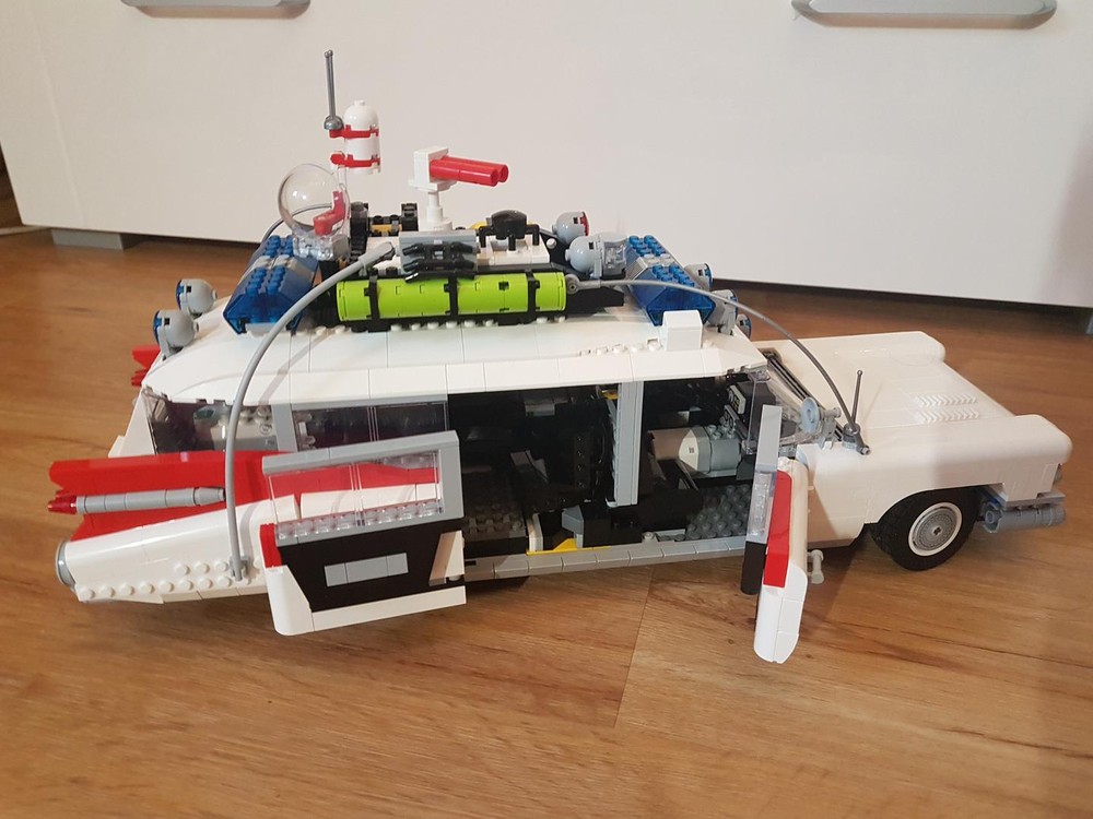 LEGO MOC 10274 ECTO-1 RC Mod by Huwi | Rebrickable - Build with LEGO