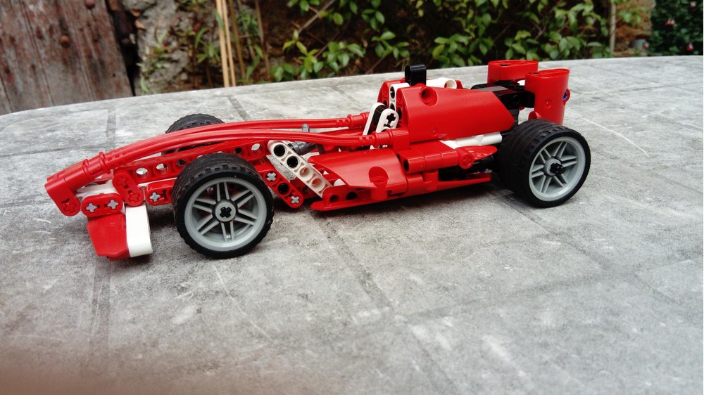 LEGO MOC F1 Ferrari Pullback by fae | Rebrickable - Build with LEGO