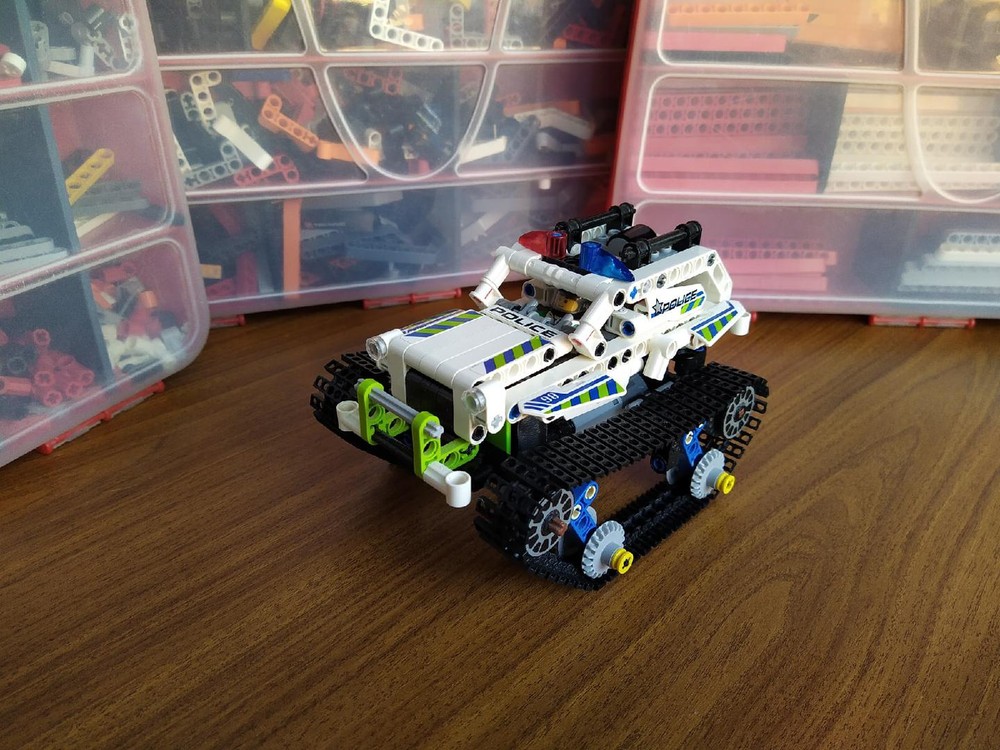 LEGO MOC 42047 Police Ripsaw (IR) by xfeelgoodx | Rebrickable - Build ...