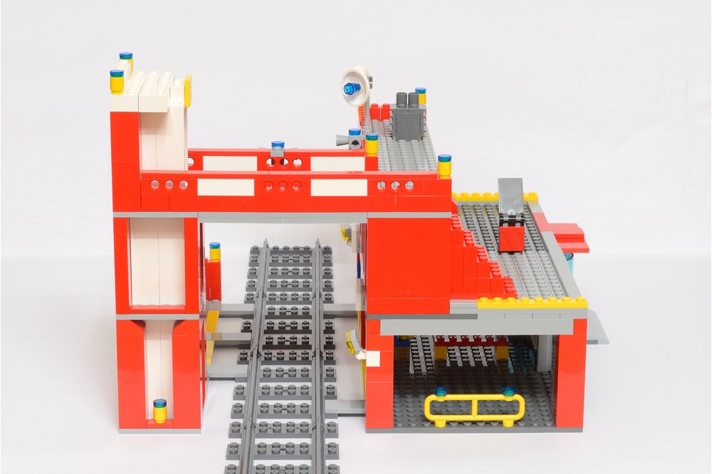 LEGO MOC 60110 Train Station by apparat | Rebrickable - Build with LEGO