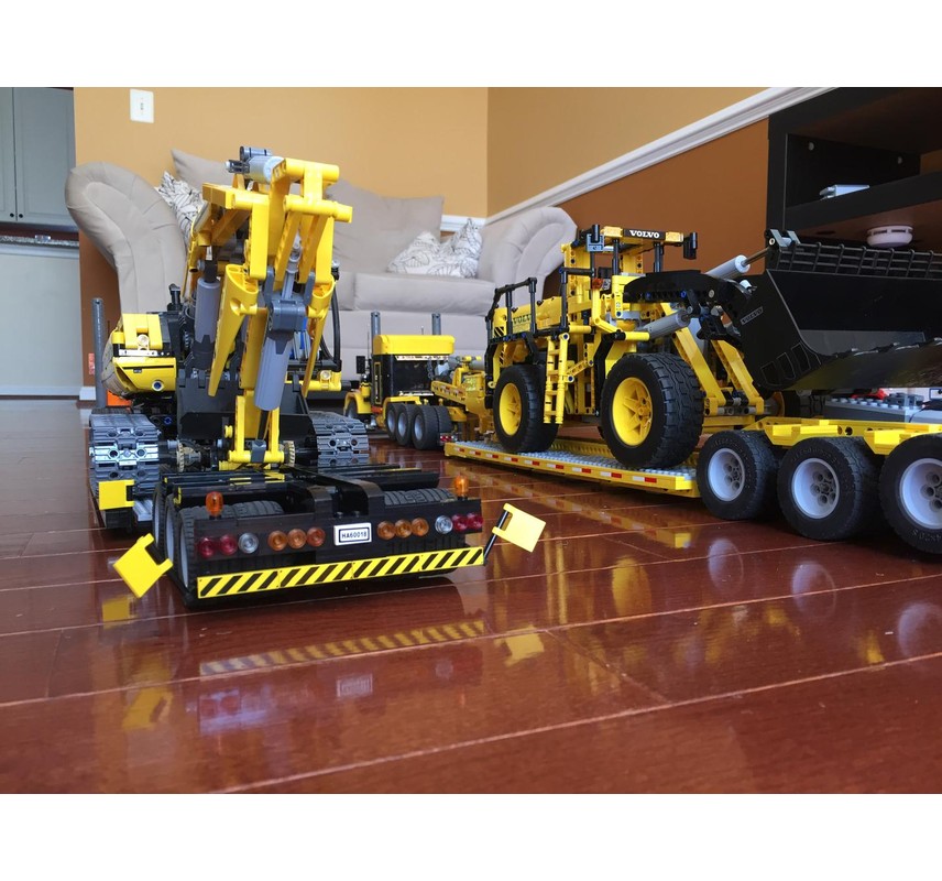 LEGO MOC Lowboy Trailer Jeep by motomatt | Rebrickable - Build with LEGO