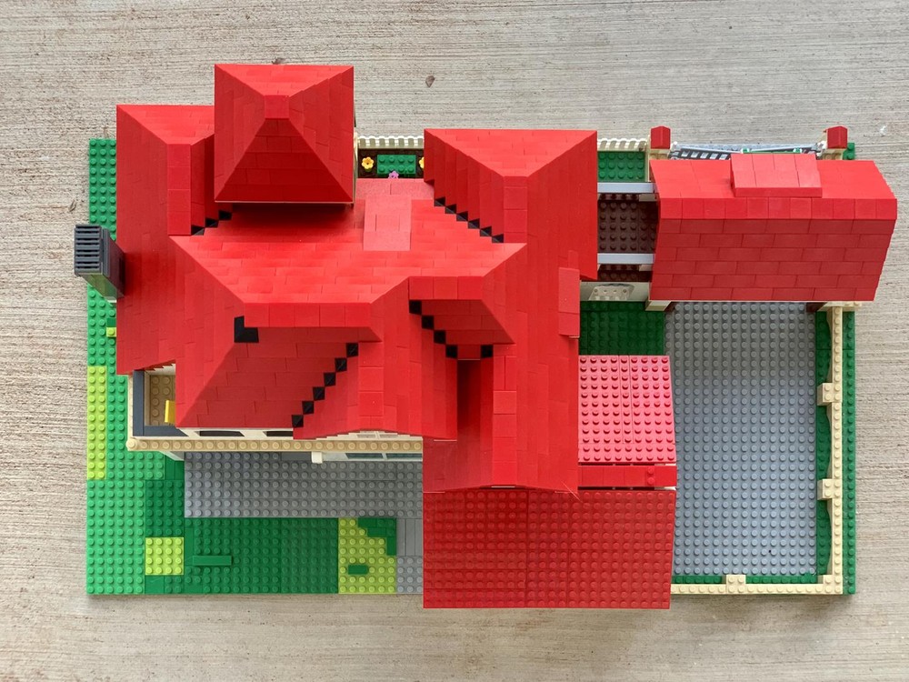 LEGO MOC Mediterranean Mansion by Turbo8702 | Rebrickable - Build with LEGO