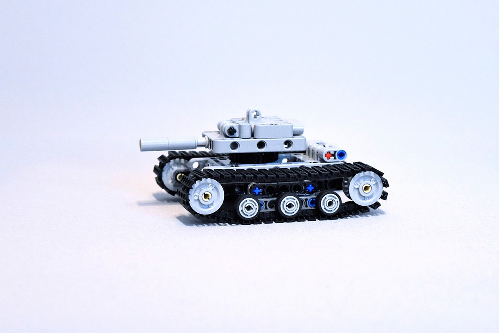 LEGO MOC Technic Tank by makushima | Rebrickable - Build with LEGO