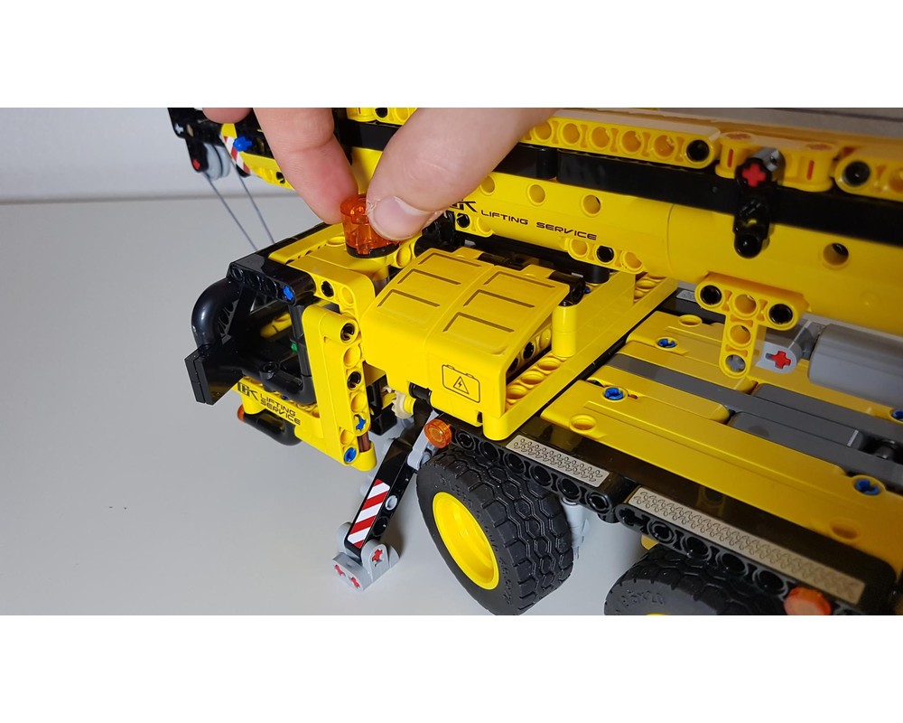 LEGO MOC Enhanced 42108 Mobile Crane by DrPhil | Rebrickable - Build ...