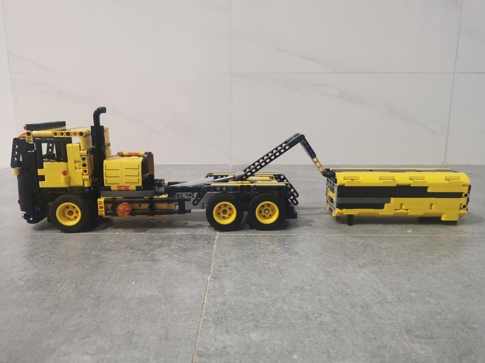 LEGO MOC Hook Arm Truck by legoRookie2021 | Rebrickable - Build with LEGO