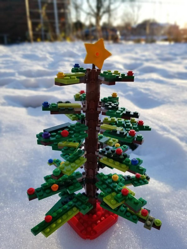 LEGO MOC Lego Christmas tree day 8 by Chantel_builds | Rebrickable ...