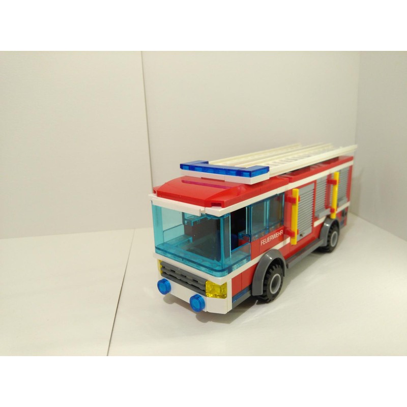 LEGO MOC 60002 based Fire Truck / Rescue Engine by SimComNet ...