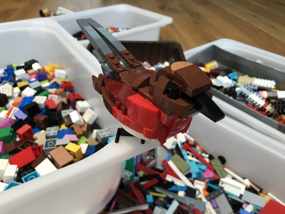 LEGO MOC Holiday robin by tomclarke | Rebrickable - Build with LEGO