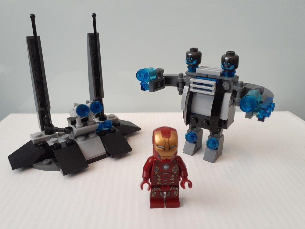 LEGO MOC Ultron-bot by PRbrickbuilder | Rebrickable - Build with LEGO