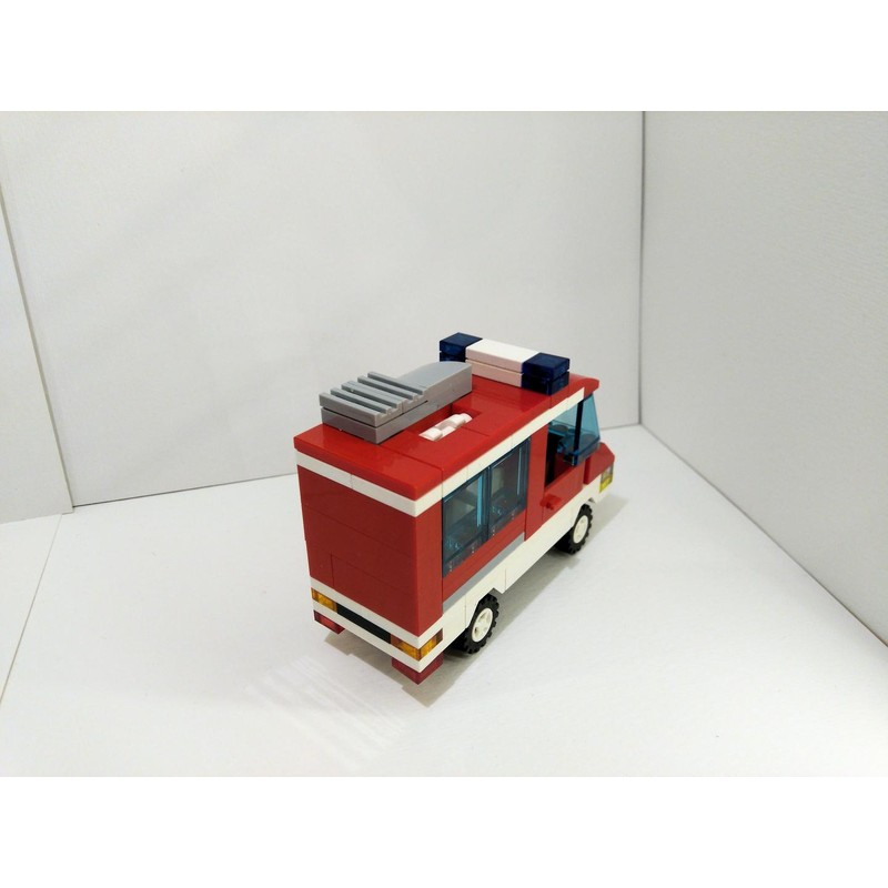 LEGO MOC-60826 Fire Chief / Command van by SimComNet | Rebrickable ...