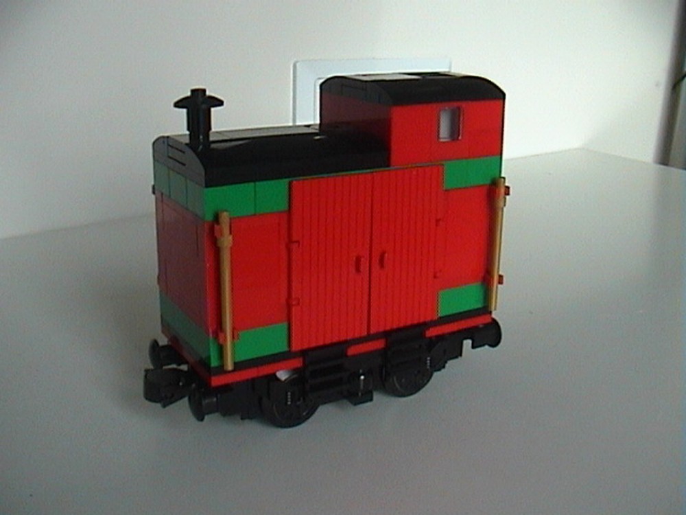 LEGO MOC Motorised RC Bagagewagon for Seasonal trains 10173 + 10254 by ...