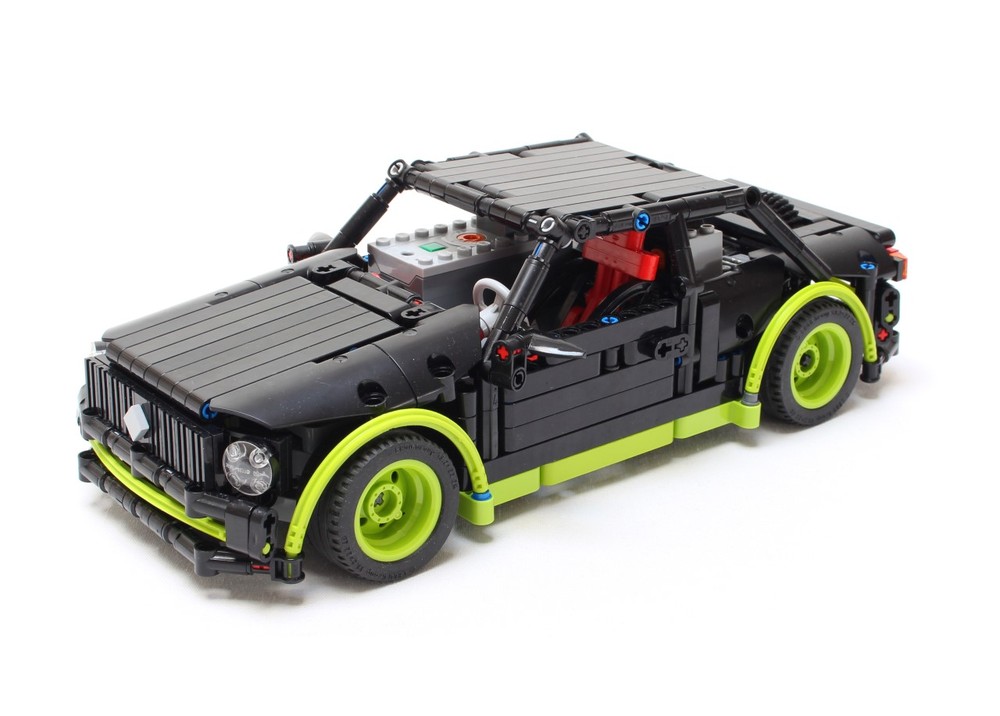 LEGO MOC Black Sedan Motorized Car by Nico71 | Rebrickable - Build with ...