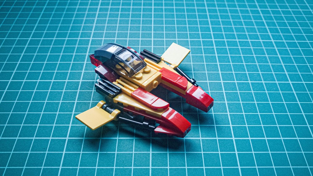 LEGO MOC The Flaming Arrow by cosminddragu | Rebrickable - Build with LEGO